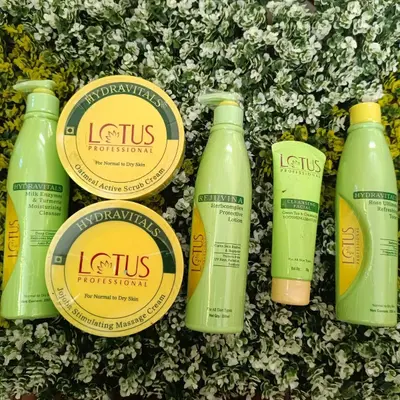 Buy Lotus Hydravitals Facial Kit 6 Set online at best price PROFESSIONAL MAKEUP HUB