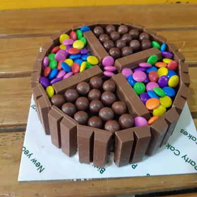 Midnight Cakes delivery - Order Online