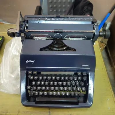 Tamil Typewriter – Original Godrej Prima | RR Typewriter Mart
