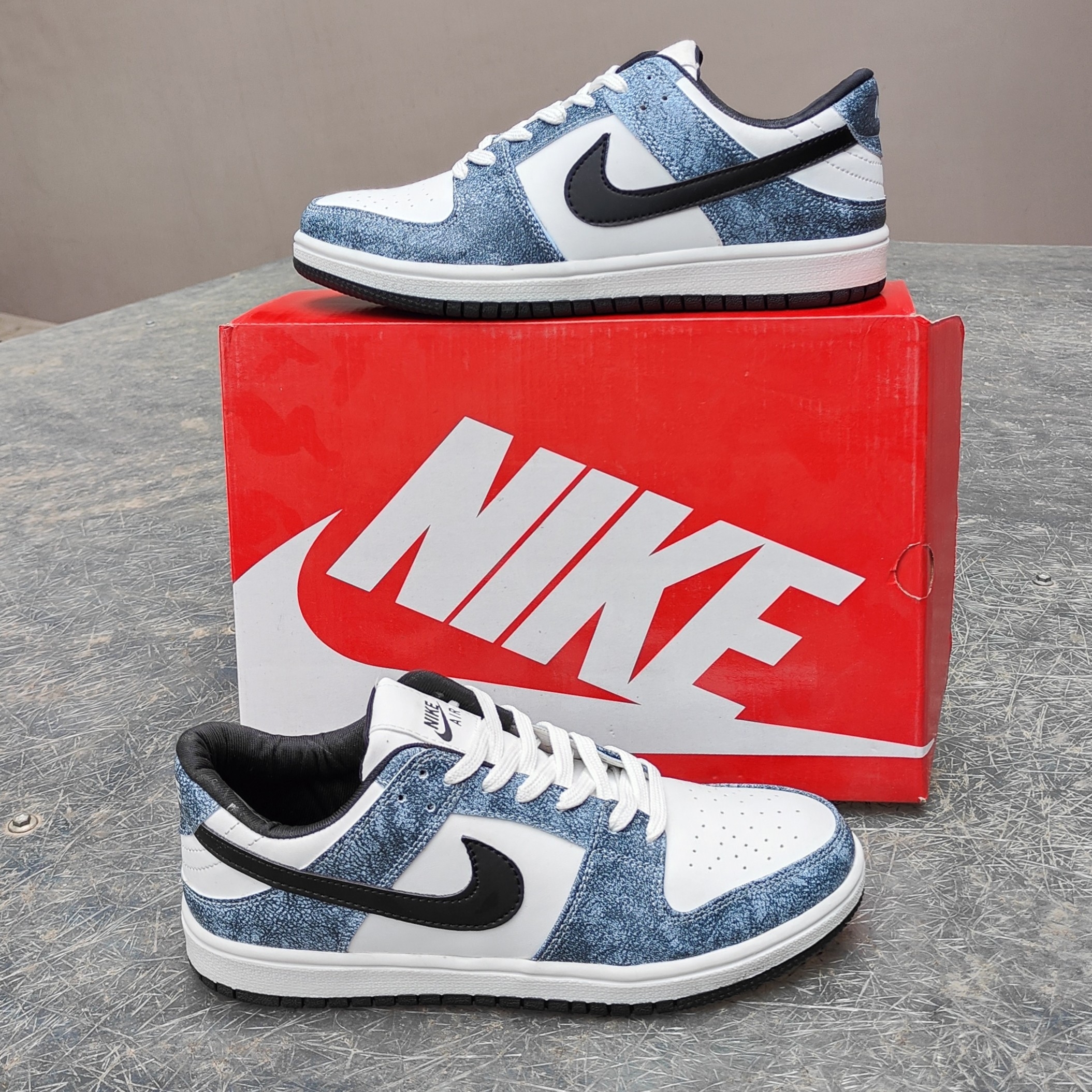 Foot Steps, Jalandhar - Nike Dunks