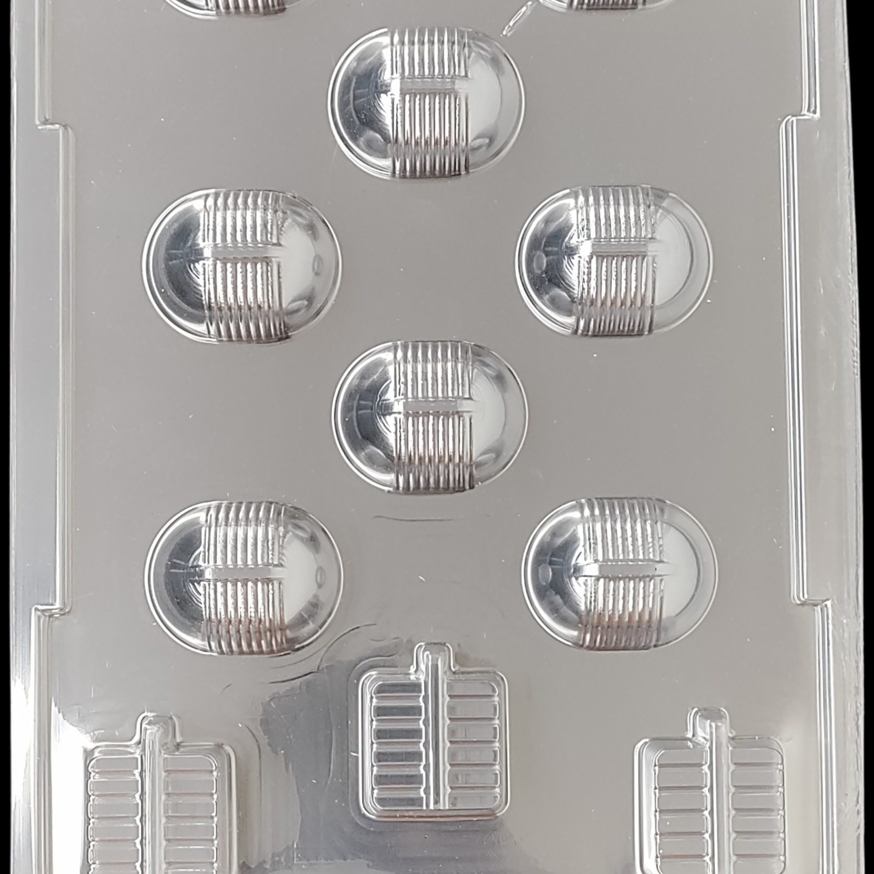 Buy Sutli Bomb Mould online at best price | RS Chocolate hub