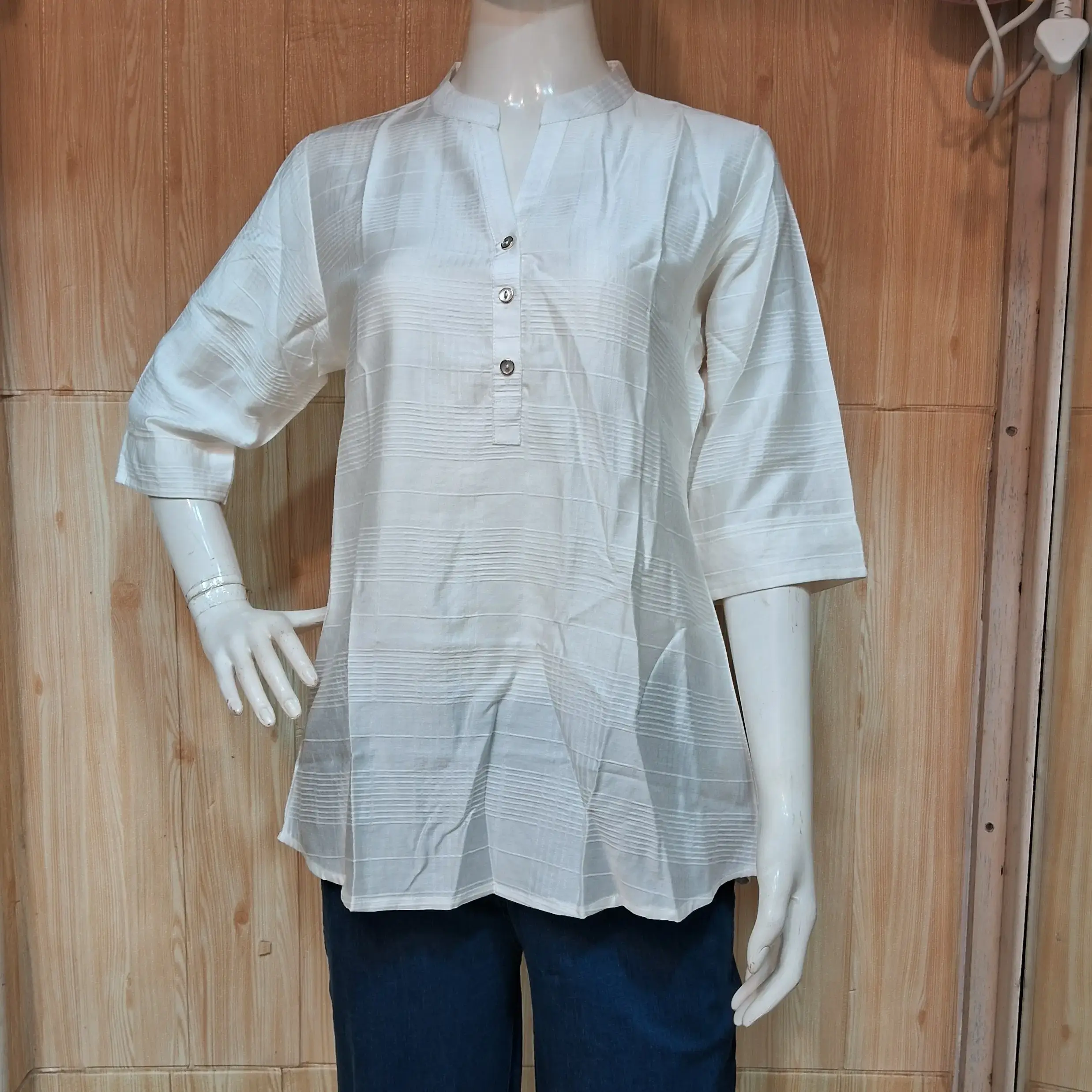 Buy White Silk Muslin Top online at best price | The Almond Leaf