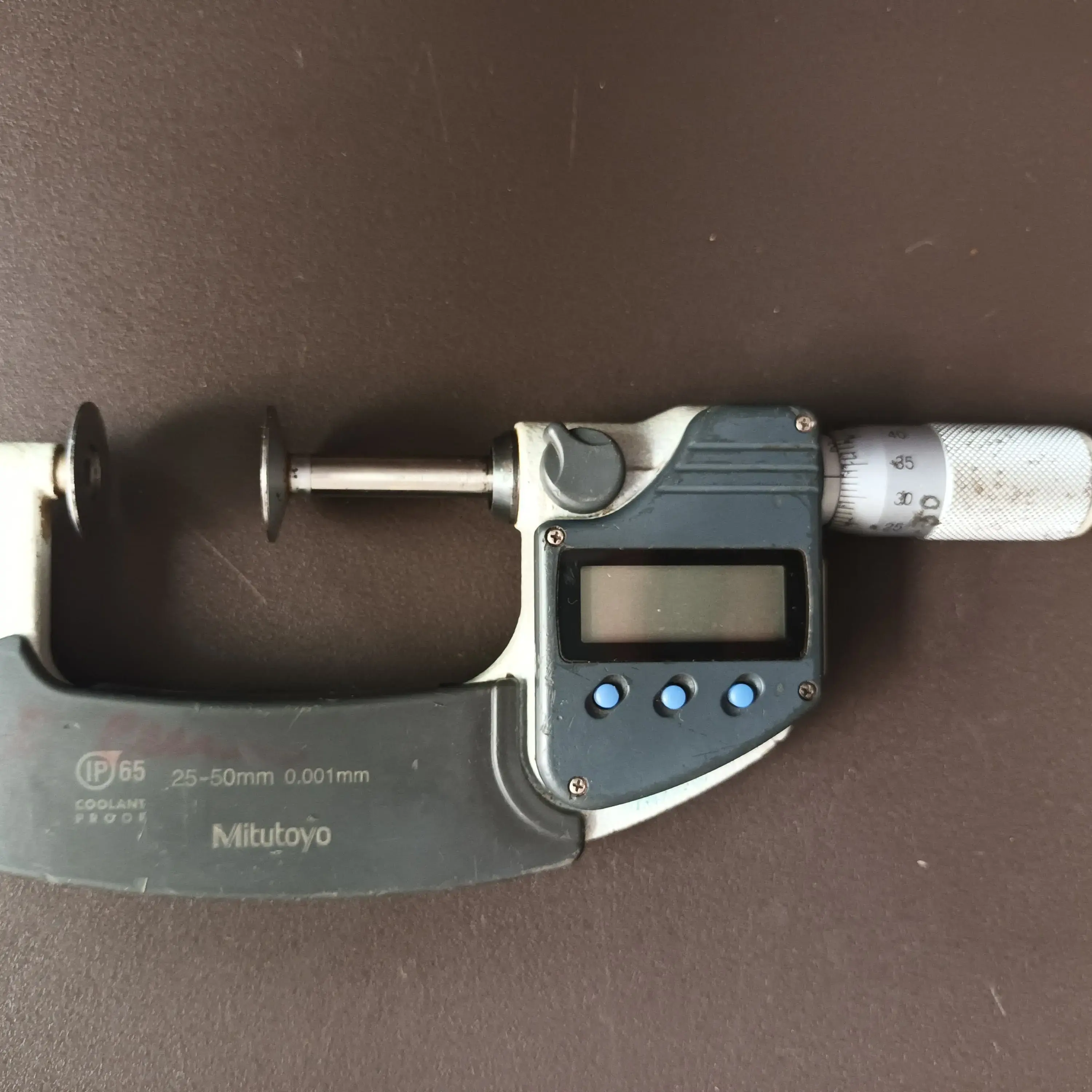 Buy Mitutoyo digital disc micrometer online at best price | SR MARINE