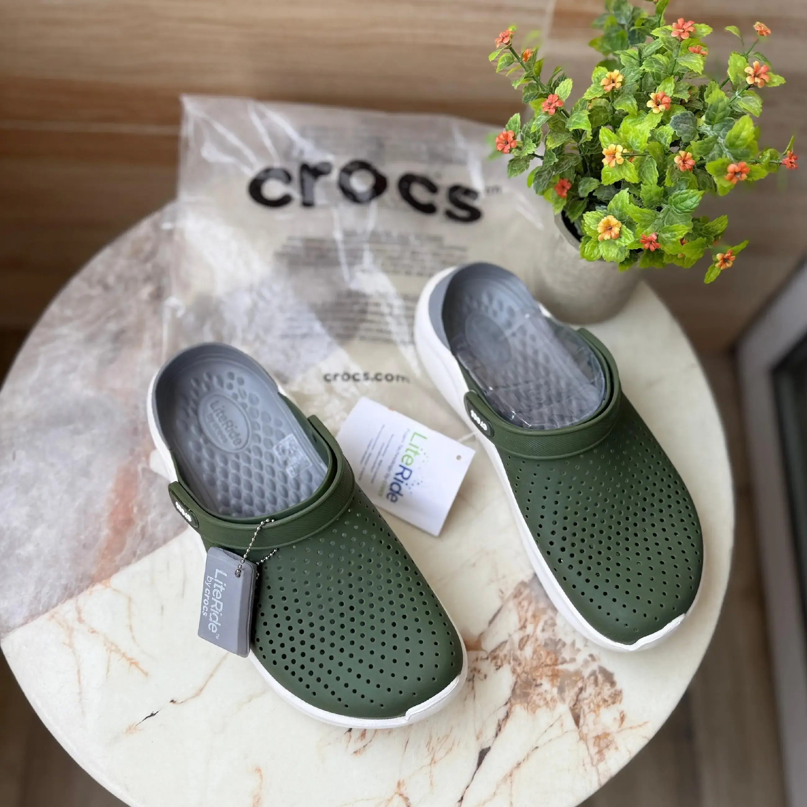 Buy FLIP FLOPS online at best price | Foothunk