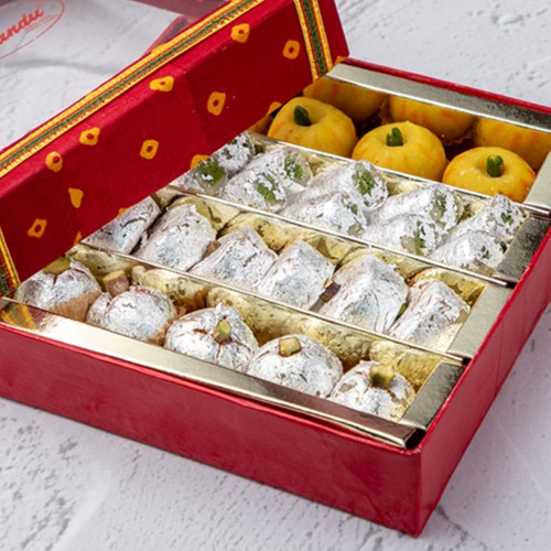 Indian Sweets Online Buy The Art Of Indian Sweets Book Online At Low