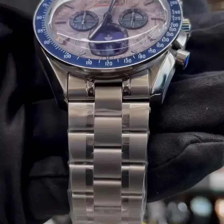 Omega speedmaster moon phase in master automatic